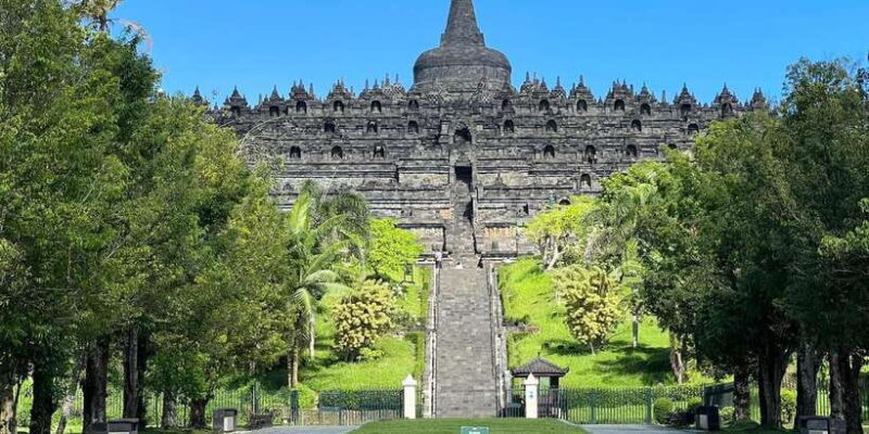Yogyakarta: Sunrise at Borobudur Half-Day Trip with Pickup - The Value for Your Money