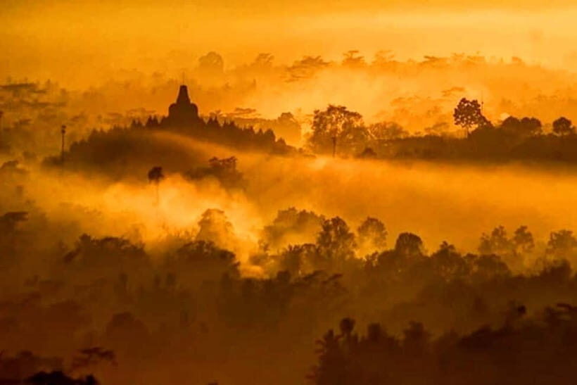 Yogyakarta; Sunrise at view point and Borobudur Cycling tour - Key Points