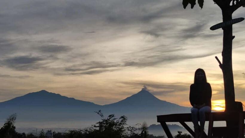 Yogyakarta; Sunrise at view point and Borobudur Cycling tour - An Authentic Way to Experience Borobudur