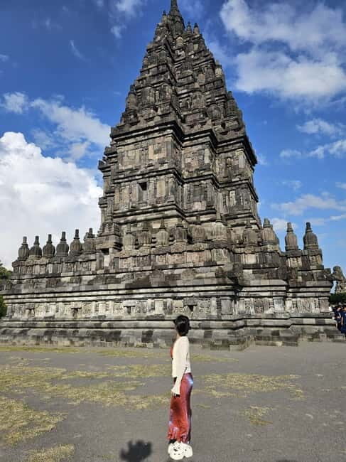 Yogyakarta Sunrise Tour: Hills Borobudur Climb & Prambanan - Why This Tour Offers Good Value