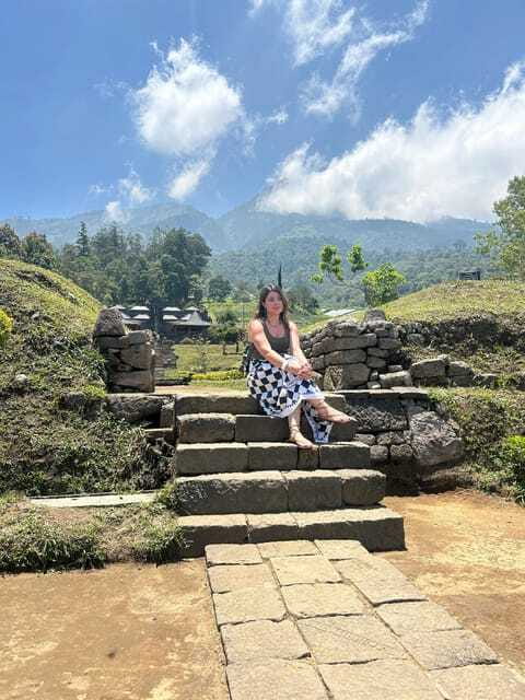 Yogyakarta : Surakarta + Sukuh temple + Cetho temple + Guide - FAQ