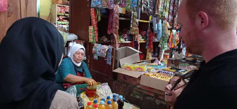 Yogyakarta: The Oldest Neighborhood Walking Experience - Who Should Consider This Tour?