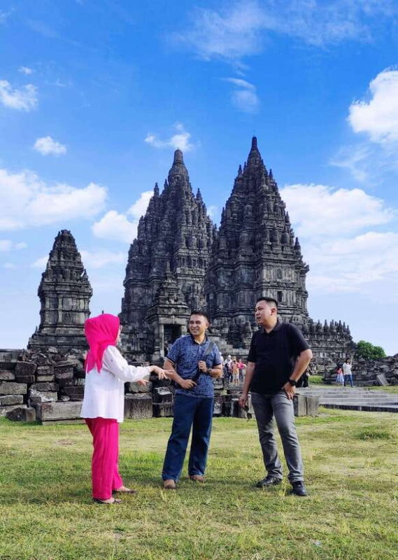 Yogyakarta to Everywhere: Car/Van Trip with Driver & Guide - Pricing and Value