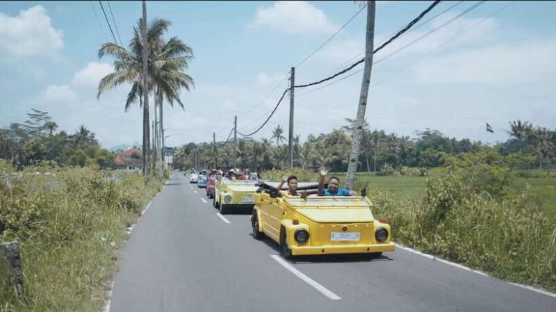 Yogyakarta : VW Borobudur English Guide Tour Day Trip - The Vehicle Experience: Vintage VW Charm