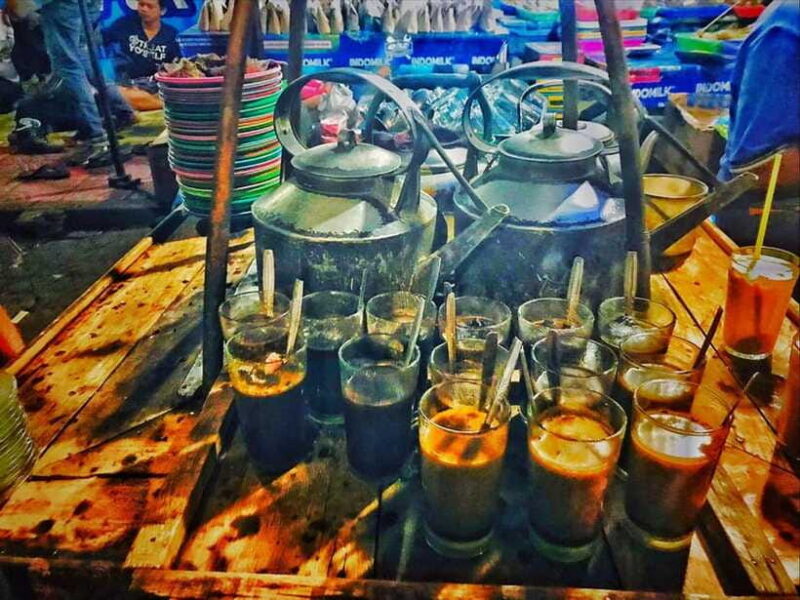 Yogyakarta walking tour: Gourmet Stroll & Nightly Highlights - Authentic, Affordable, and Fun