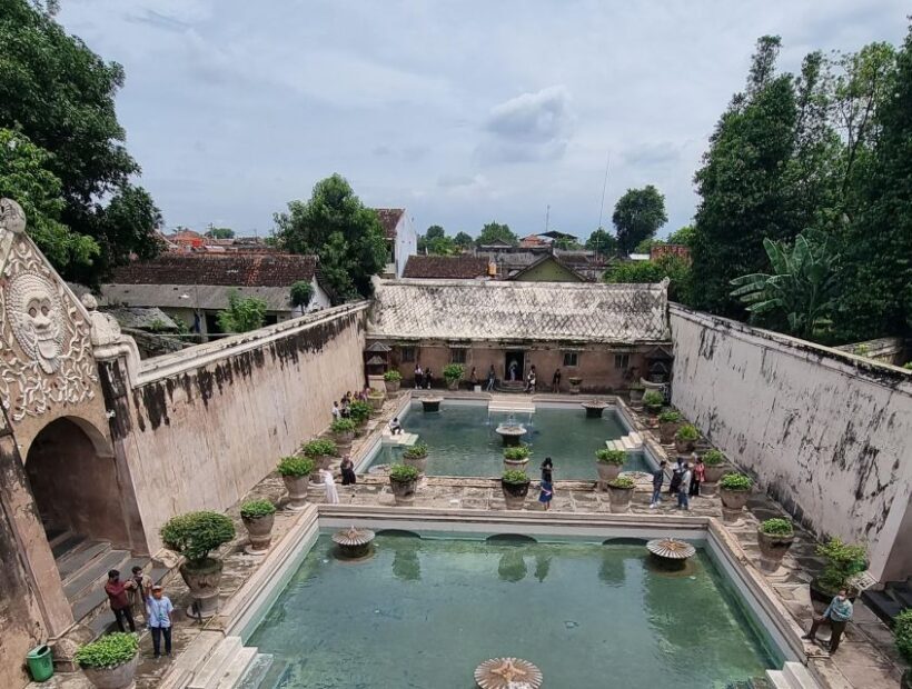 Yogyakarta: Yogyakarta Palace and Taman Sari Tour - An In-Depth Look at the Tour