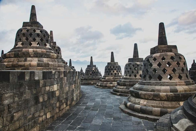 Yogyakarta:(EntranceTicketOnly)Borobudur&PrambananTempleTour - Practicalities and What’s Not Included