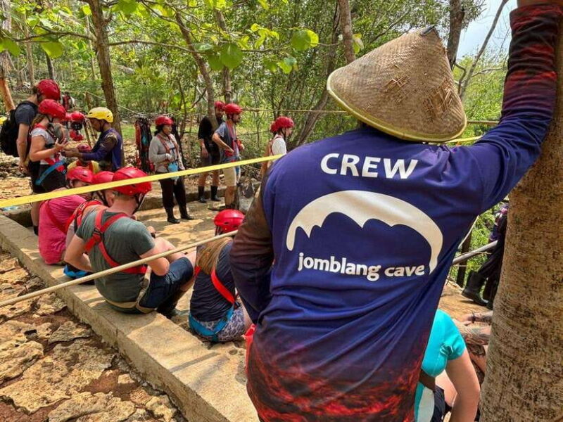 Yogyakarta:Jomblang cave, pindul cave guided tour with lunch - Authenticity and Guides: Making the Difference