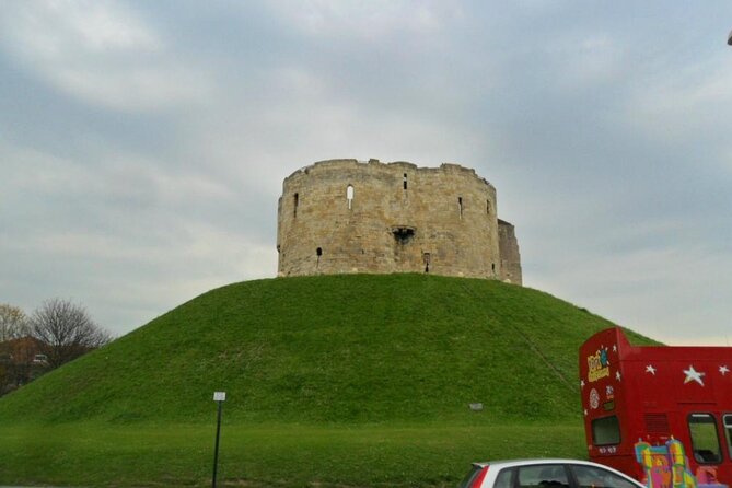 York Walls Private Walking Tour - What to Expect on the Tour