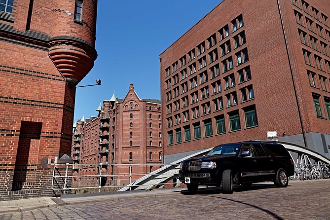 Your private 3-hour Hamburg driving tour with a former policeman - In-Depth Look at the Itinerary