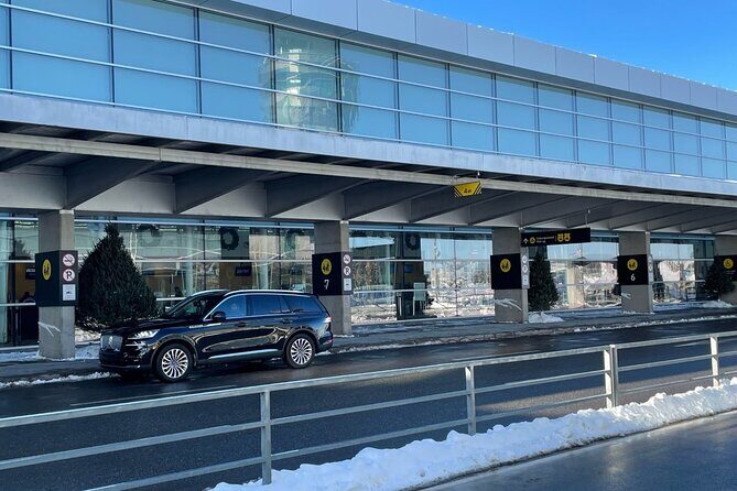 YQB Airport Transfer - What’s Included and What’s Not