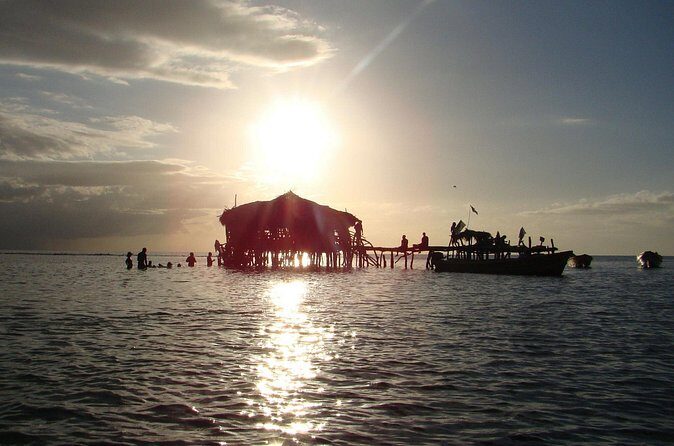 YS Falls, Black River Safari, and Floyd's Pelican Bar Day-Trip (Transportation) - FAQ