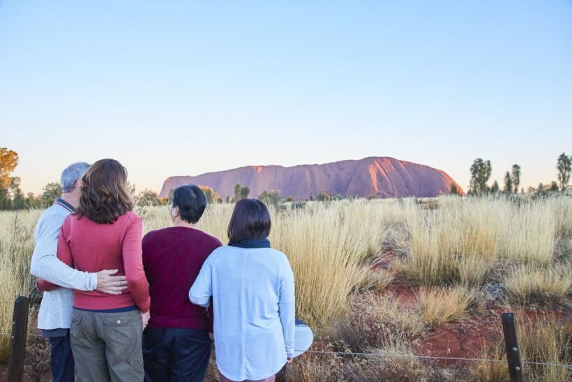 Yulara: Uluru Sunrise and Kata Tjuta Day Trip by Bus - FAQ