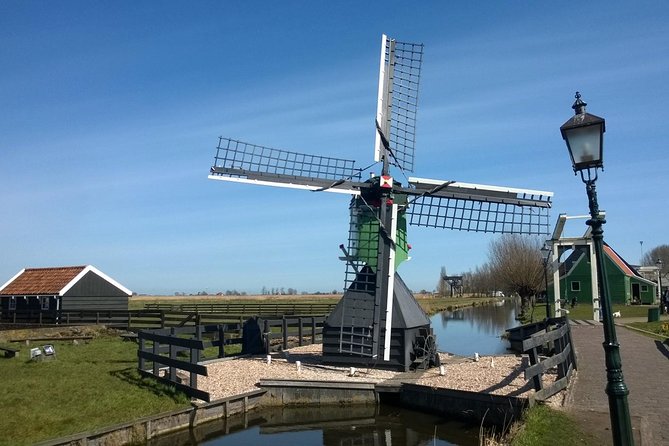 Zaanse Schans 3-Hour Private Tour from central Amsterdam, Airport or Port - FAQ
