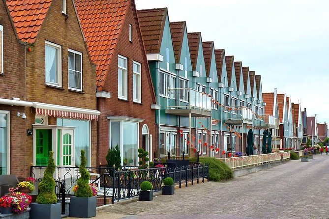 Zaanse Schans, Volendam & Edam: Private tour (Max 4 per) - The Sum Up