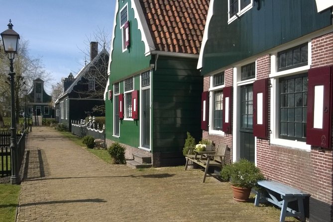 Zaanse Schans Windmills Private Tour From Amsterdam Airport - Tour Accessibility and Conditions