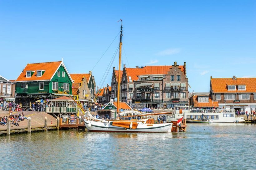 Zaanse Schans Windmills Volendam Cheese Factory Monnickendam - Key Points