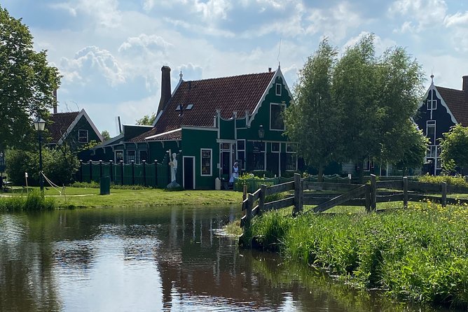 Zaanse Schans Windmills & Zaandam: Countryside Electric Bike Tour - Authentic Experiences and Positive Feedback