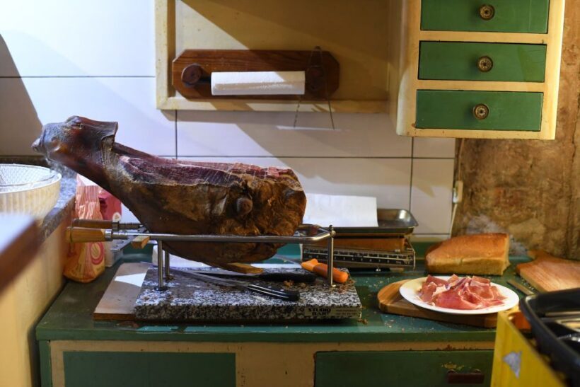 Zadar: Culinary Walking Tour with Food Tastings - Introduction to the Zadar Culinary Experience