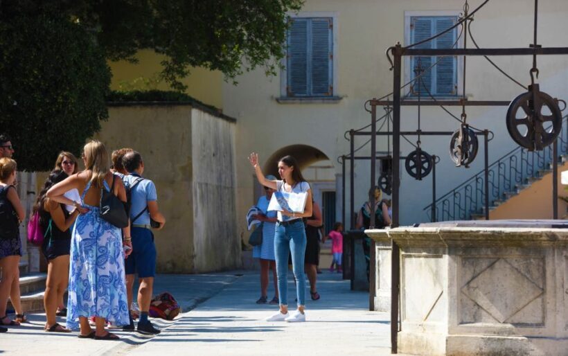 Zadar: Guided City Walking Tour - The Sea Organ and Sunset Magic