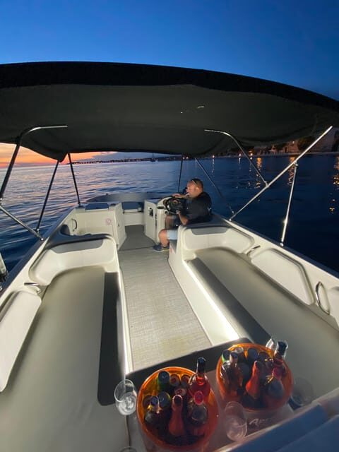 Zadar: Sunset Boat Tour with Unlimited Drinks - Who Is This Tour Best For?