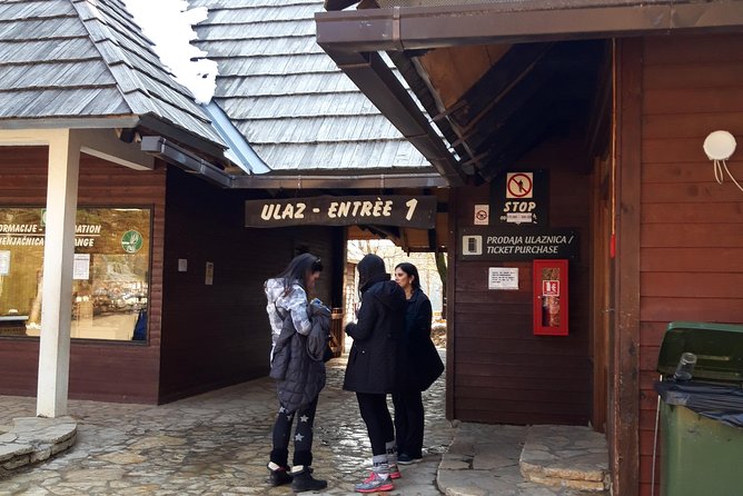 Zadar to Plitvice lakes: Guided tour with pre-booked tickets - Final Thoughts