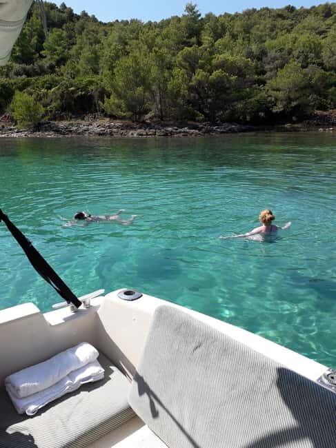 Zadar:Ugljan, Frnaa,Galevac &Oljak free beer & anchovies - An Authentic and Relaxing Day on the Water