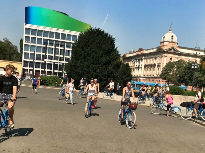 Zagreb: 2.5-Hour Cycle Back to Socialism Tour - FAQs