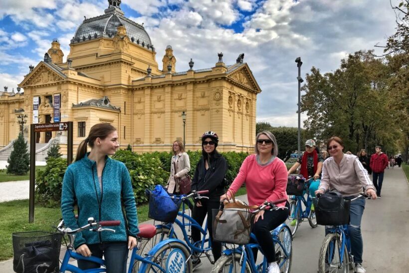 Zagreb: 2.5-Hour Highlights Bike Tour - Detailed Breakdown of the Itinerary