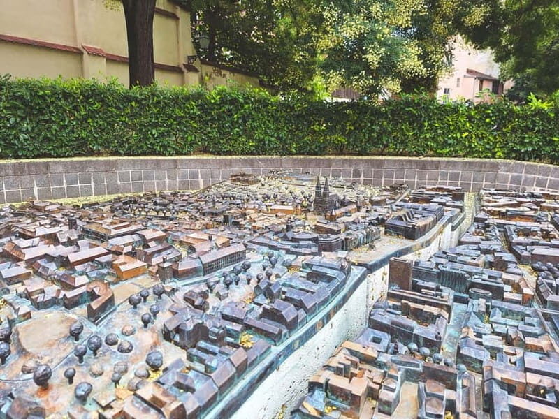 Zagreb: Explore with an Art Historian  Private Walking Tour - Who Is This Tour Best For?