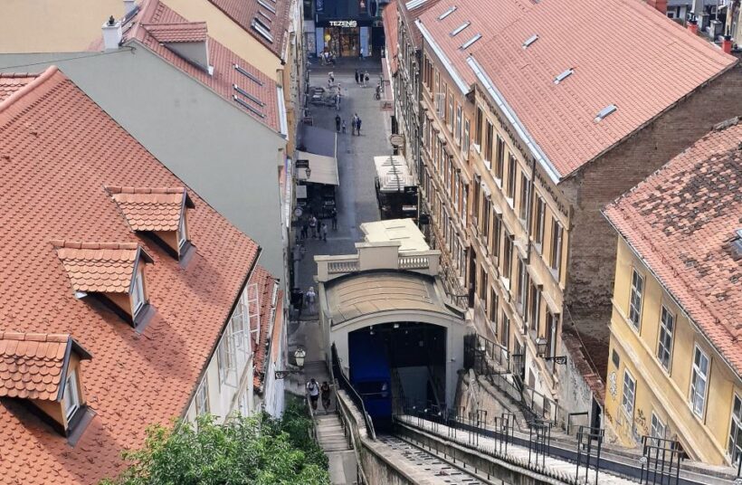 Zagreb: Private Food and History Walking Tour with Tastings - Key Points