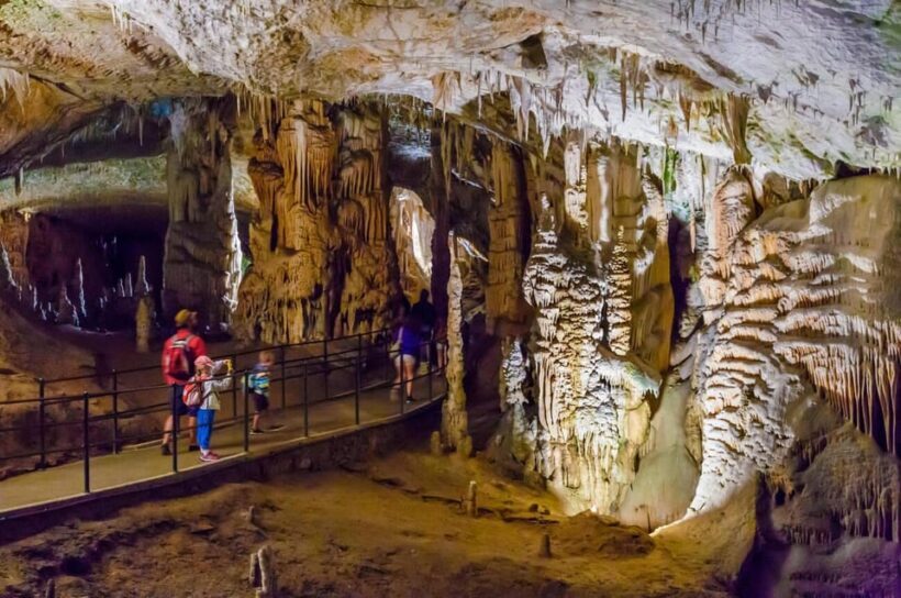 Zagreb: Private Ljubljana, Postojna Cave & Castle Day Trip - Detailed Breakdown of Each Stop