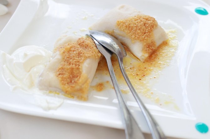 Zagreb: Restaurants, Food & Old Town Walking Tour - Traveler Experiences and Feedback