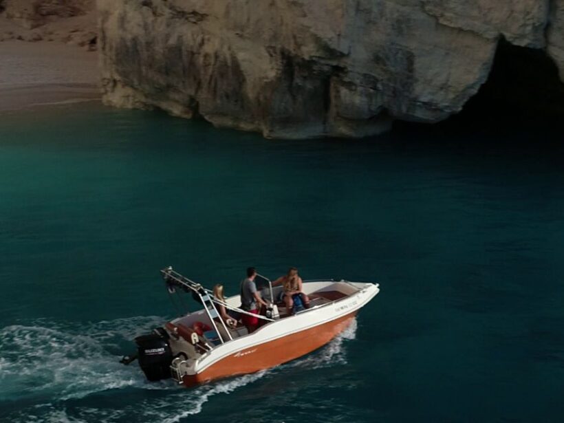 Zakinthos: Private Boat Rental to Shipwreck and Blue Caves - FAQ