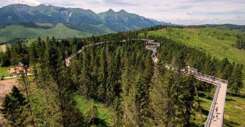 Zakopane: Bachledka Treetop Walk and Strbske Pleso Tour - Discovering Strbske Pleso