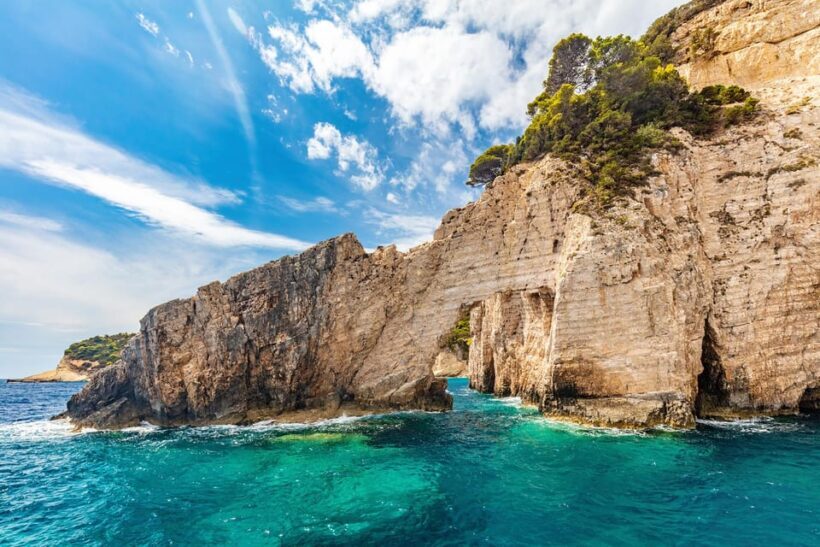 Zakynthos: 3 Hours RIB tour to Mizithres Rocks & Keri Caves - FAQ