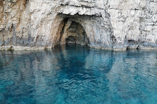 Zakynthos: Marathonisi, Cameo Island and Keri Caves Tour - Exploring the Keri Caves