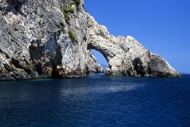 Zakynthos: Marathonisi, Cameo Island and Keri Caves Tour - Visiting Cameo Island
