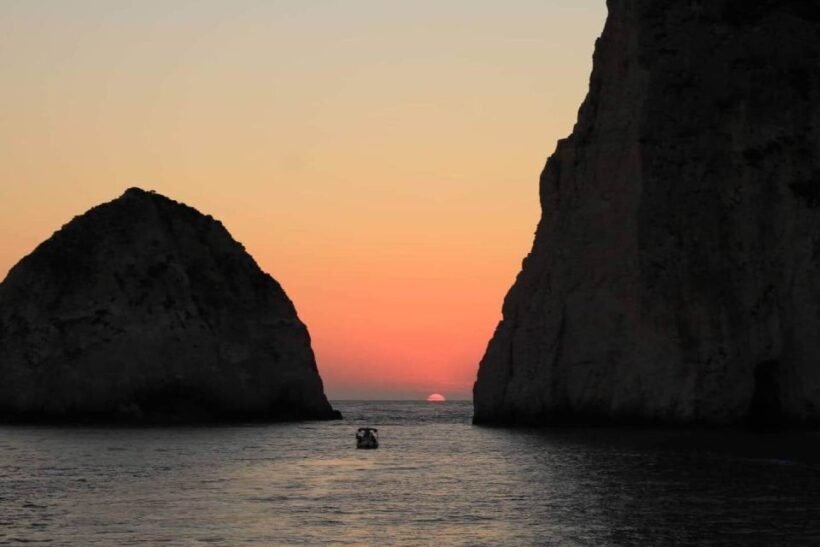Zakynthos: Mizithres Sunset Cruise with Swimming & Turtles - Why This Tour Works Well