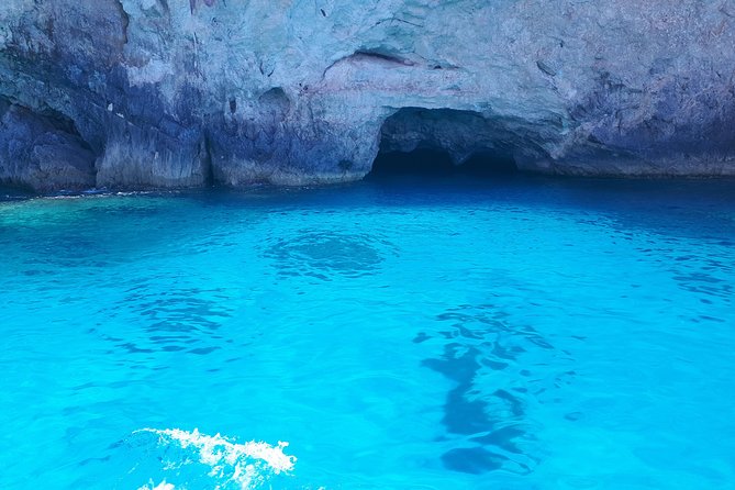 Zakynthos : One day small group tour to Navagio beach Blue Caves & top view - Who Should Consider This Tour?