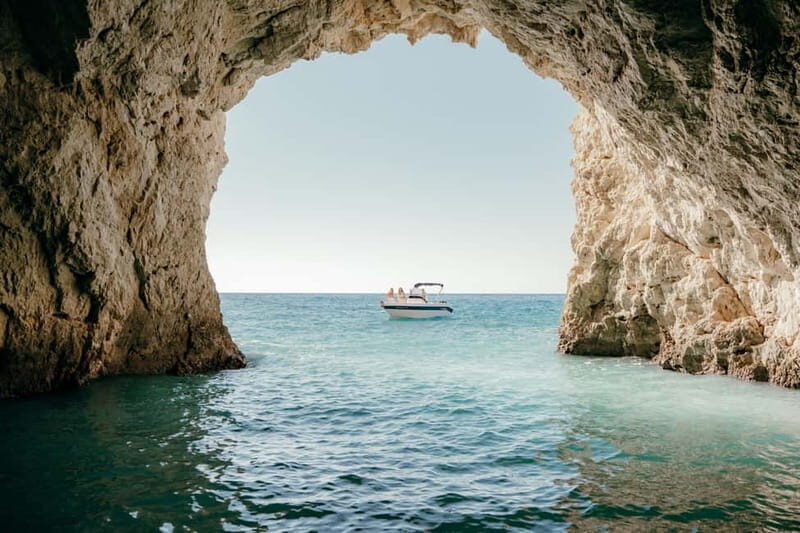 Zakynthos: Private Cruise to the south of the island - An in-depth look at the Zakynthos private cruise experience
