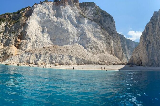 Zakynthos Small Boat Tour to Keri Mizithres and Marathonisi - Who Is This Tour Perfect For?