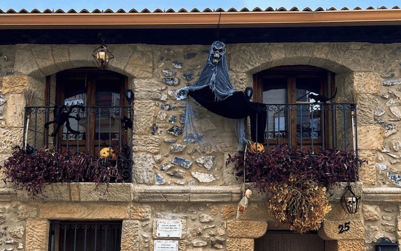Zaragoza: Only excommunicated and cursed town with witches in Spain and food - An Enchanting Day in Zaragoza’s Only Cursed Village: Trasmoz