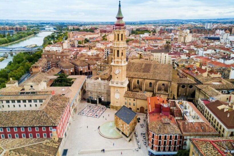 Zaragoza: Private custom tour with a local guide - Why Choose a Private, Customizable Tour in Zaragoza?