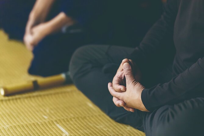 Zen Meditation and Higashiyama Temples Walking Tour - Tour Features