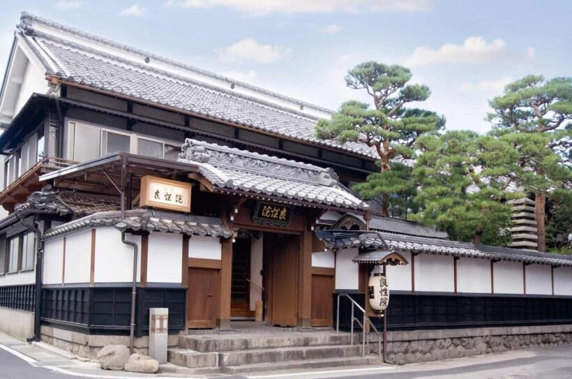 Zenkoji Tour and Tea Experience with 'Shukubo' Temple Stay - The Modern Touch: Matcha Tea Making