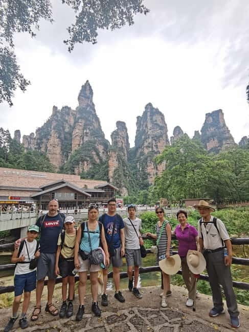Zhangjiajie: Quartz Sand Painting Experience & Art Gallery - Key Points