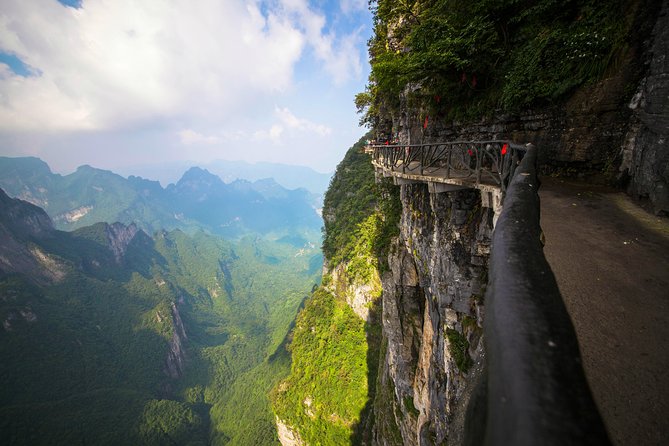 Zhangjiajie Tianmen & Glass Bridge Private All-Inclusive Tour - What’s Missing: Food and Extra Activities