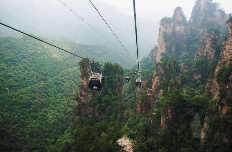 Zhangjiajie: Tianmen Mountain and Forest Park Private Tour - Walking on the Glass Skywalk and 999 Heavenly Stairs