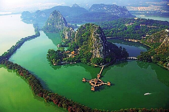 Zhaoqing Private Tour with Seven Star Crags or Dinghu Mountain - Exploring Zhaoqing: A Day of Natural Wonder and Cultural Charm